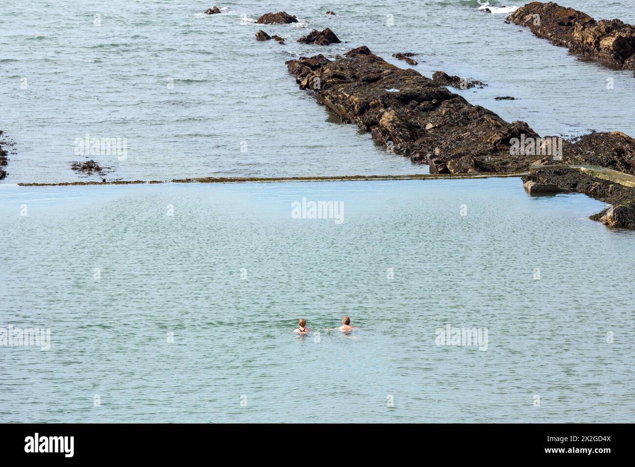Tidal swimming pool hi-res stock photography and images - Alamy