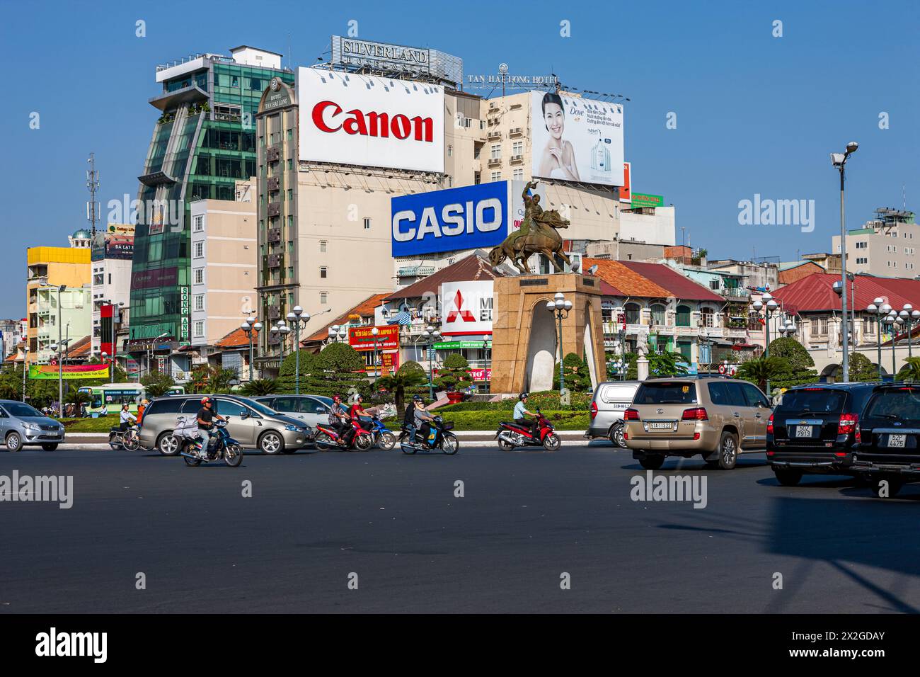 Quach chi trang square hi-res stock photography and images - Alamy