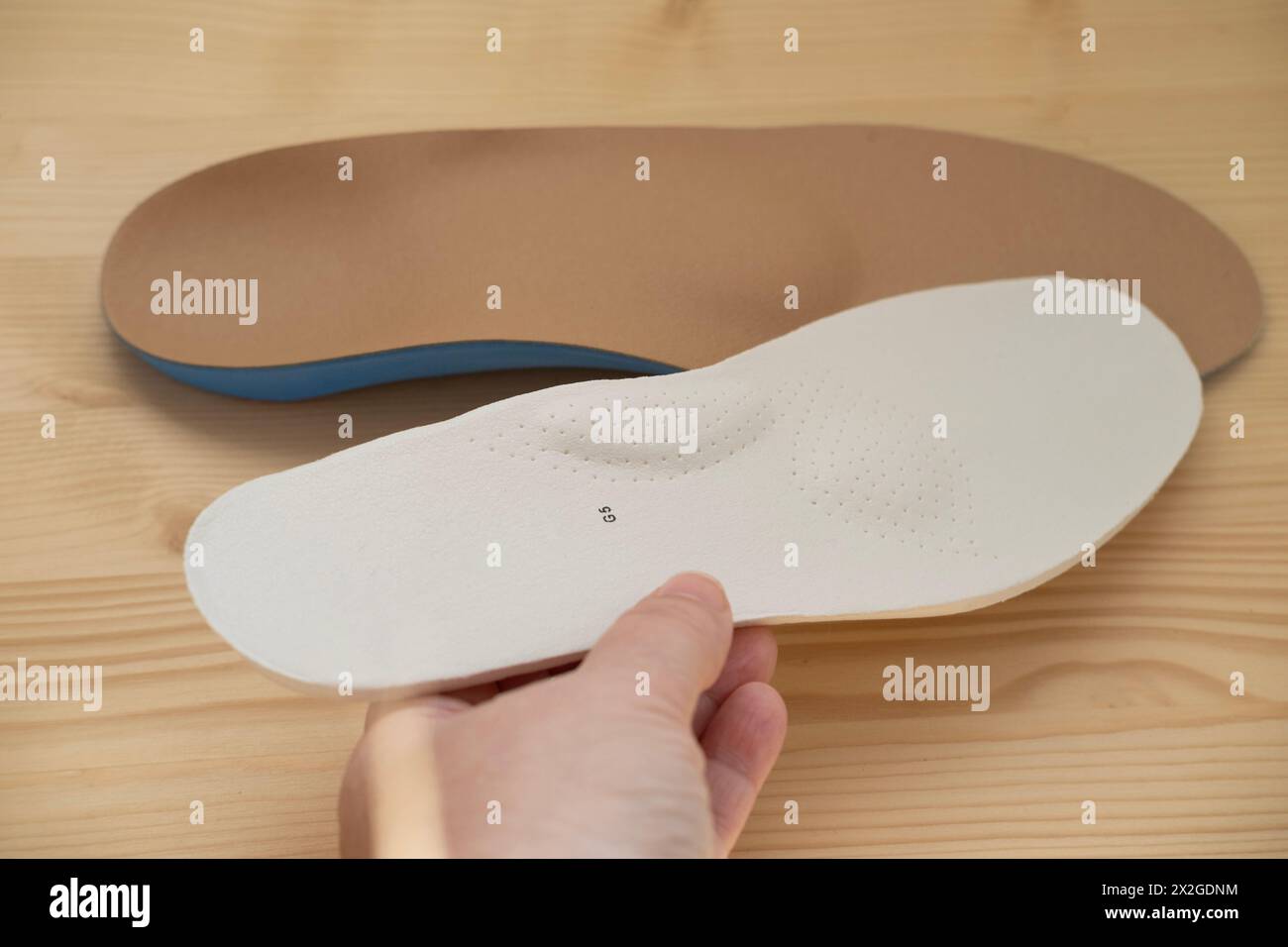 Orthopedic shoe inserts featuring supinator made of authentic leather ...