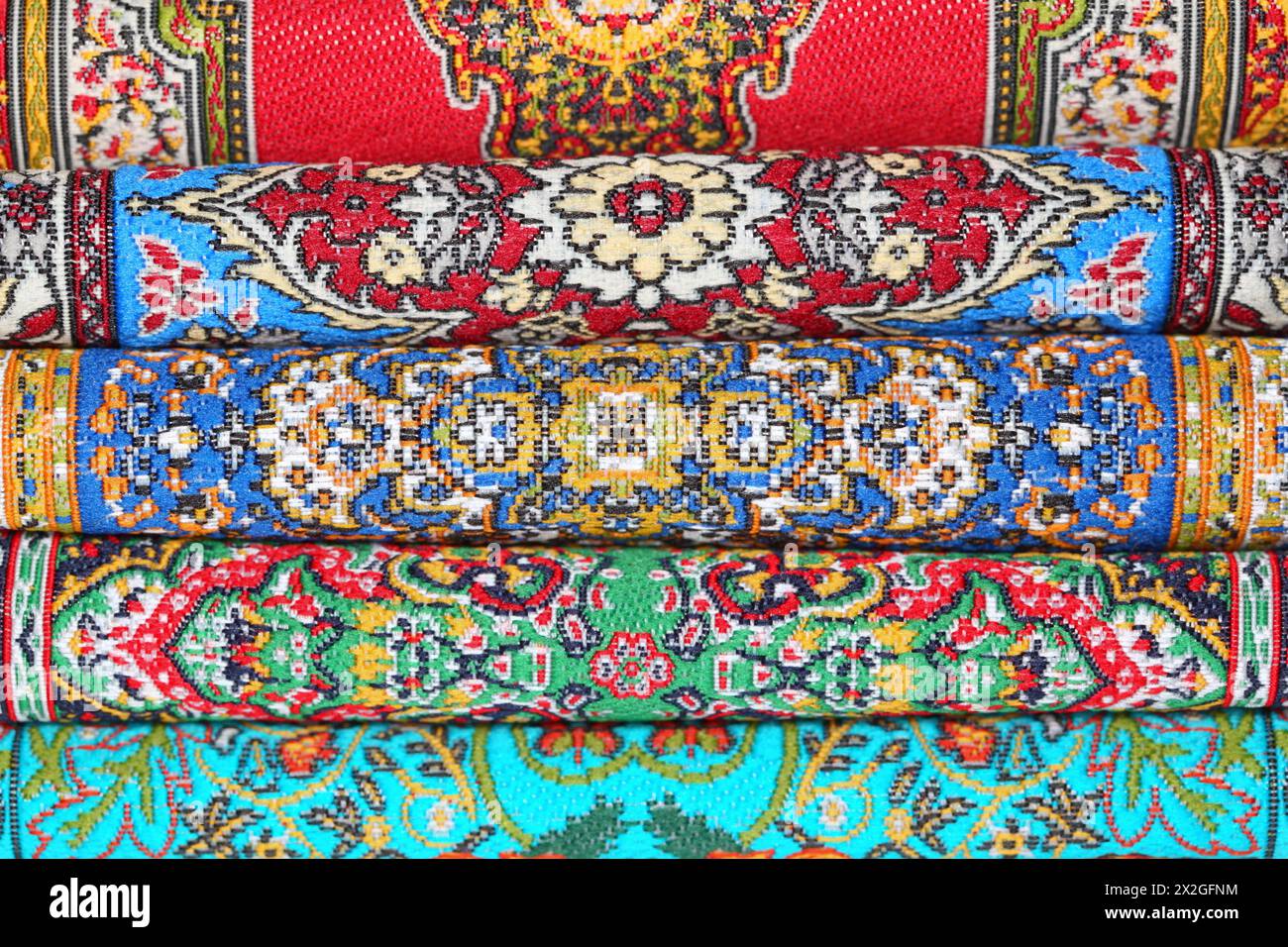 Rouleau form hi-res stock photography and images - Alamy