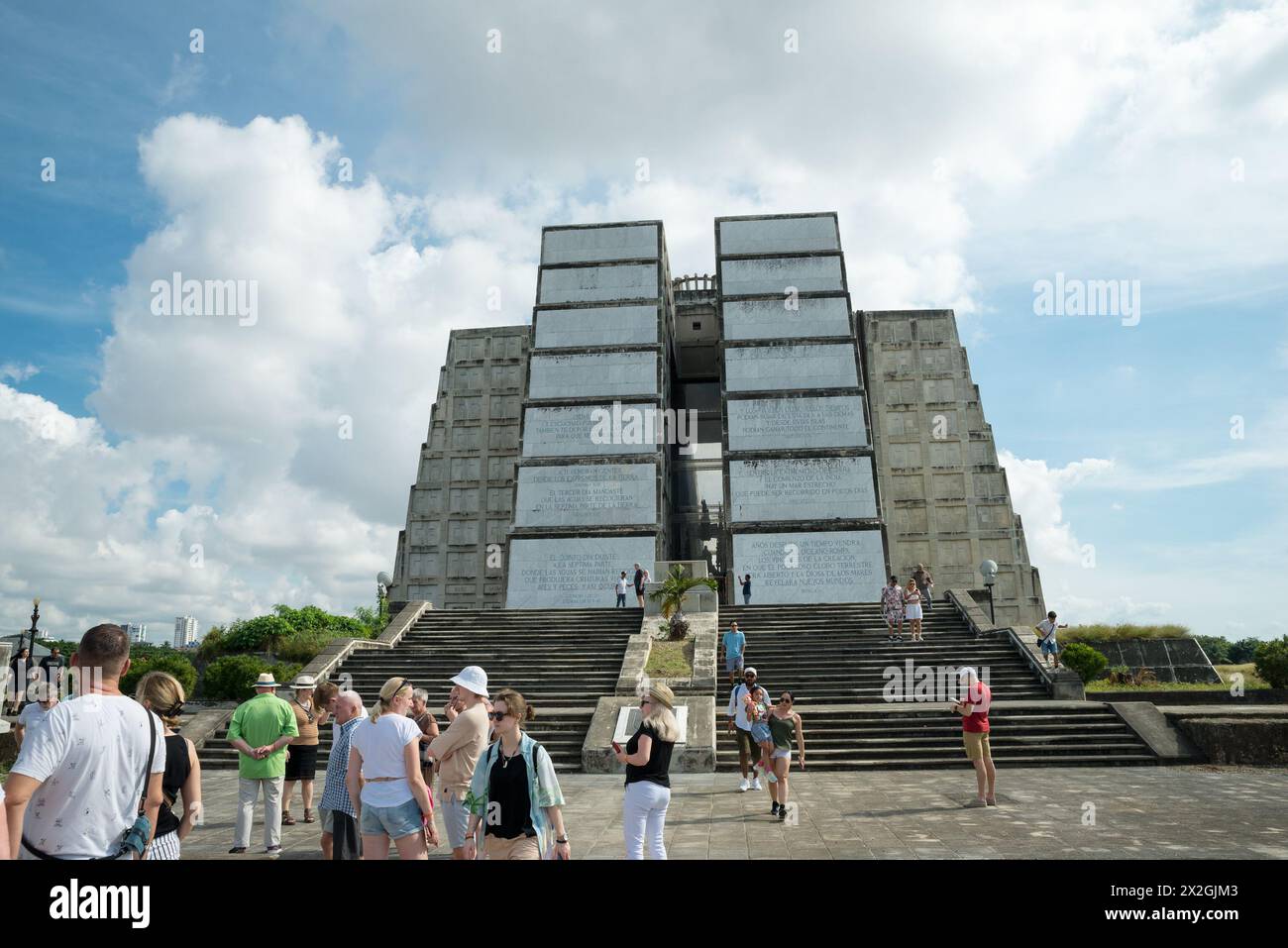 Columbus Lighthouse (Spanish: Faro a Colón), Santo Domingo Este, Santo ...