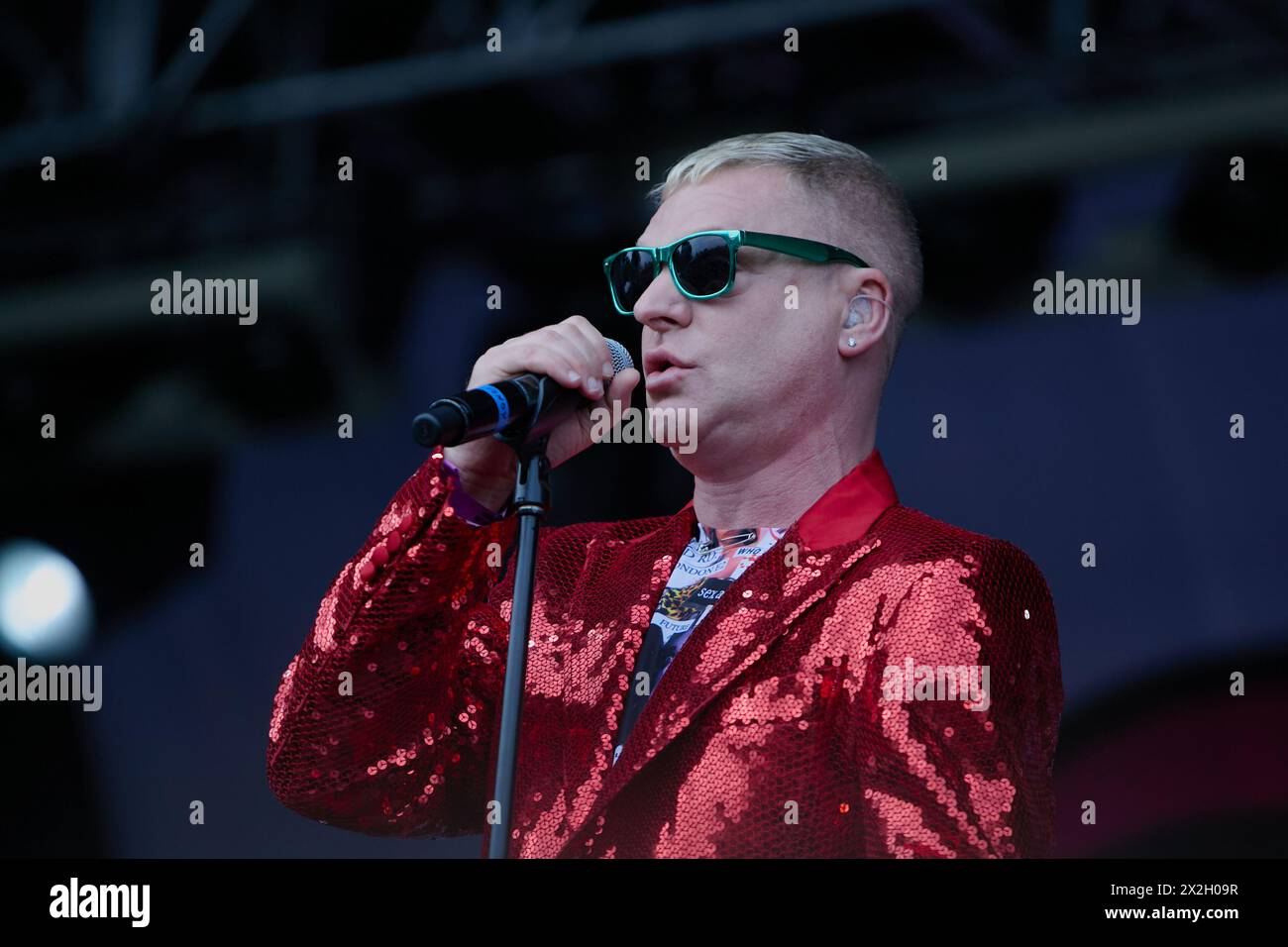 Erasure performing at Guilfest 2011 Stock Photo - Alamy