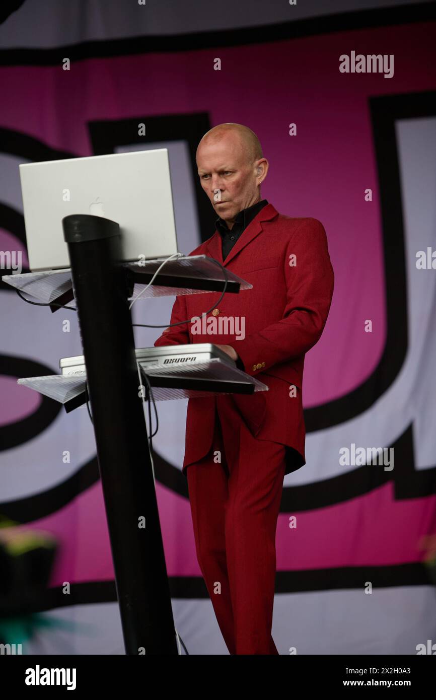 Erasure performing at Guilfest 2011 Stock Photo - Alamy
