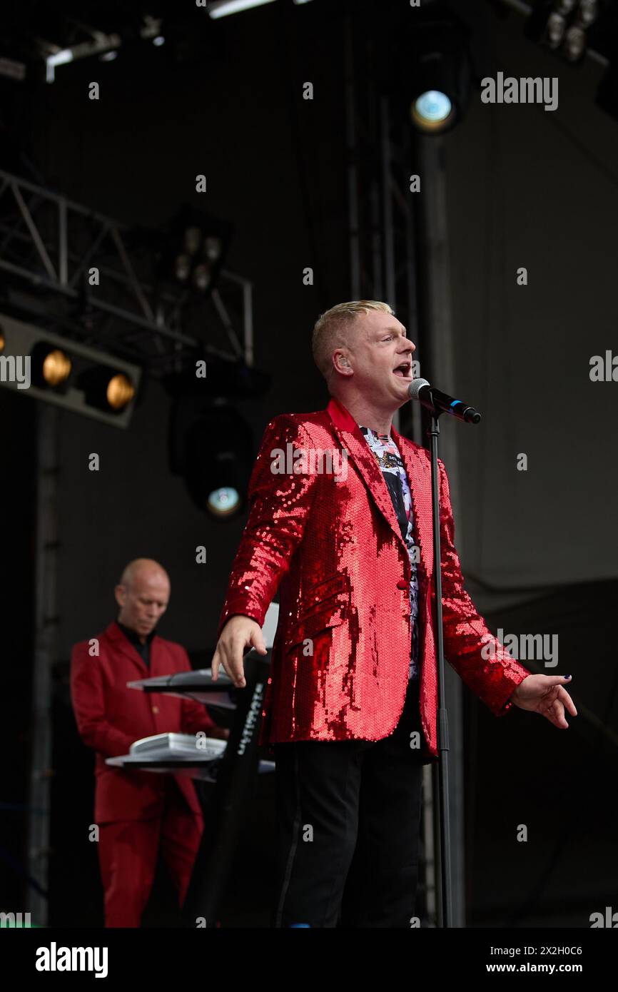 Erasure album hi-res stock photography and images - Alamy
