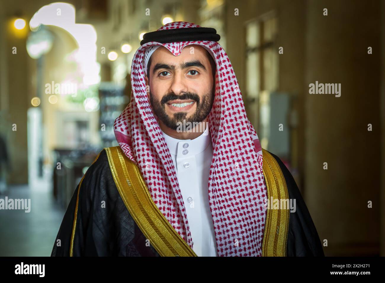 Saudi model wearing traditional dress in Al Hasa, Saudi Arabia Stock ...