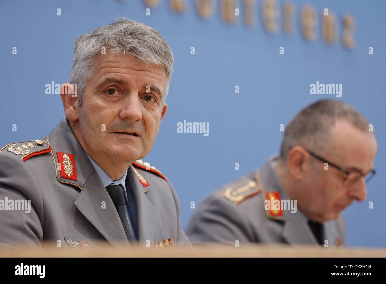 Generalleutnant Alexander Sollfrank, Kommandeur des Joint Support and ...