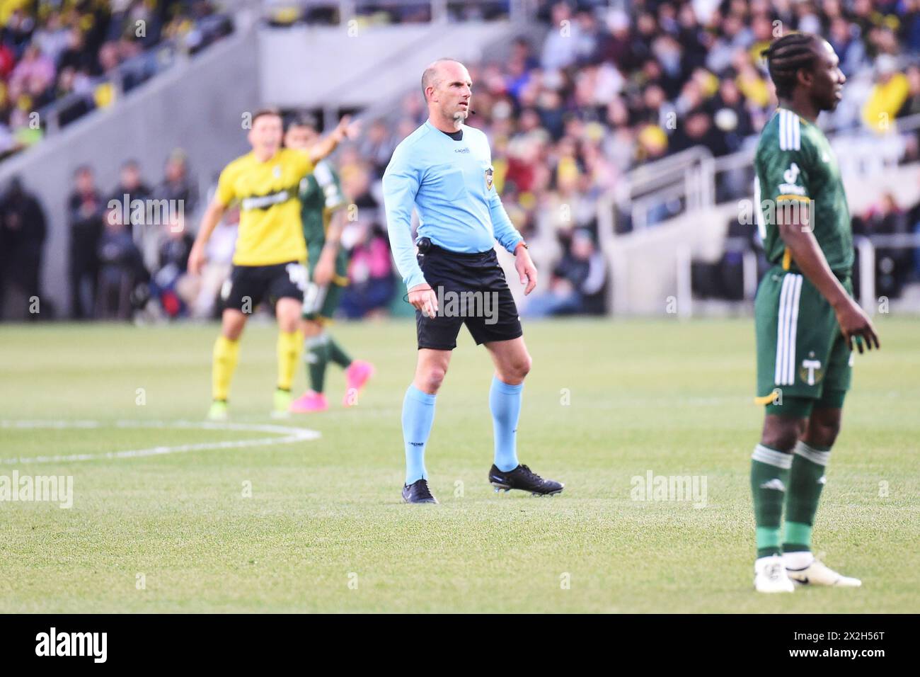 Columbus, Ohio, USA. 20th Apr, 2024. Referee Ted Unkel (blue) observes ...