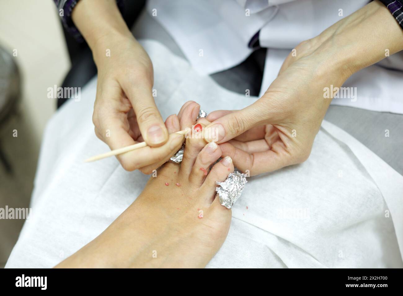 Nailpolish feet hi-res stock photography and images - Alamy
