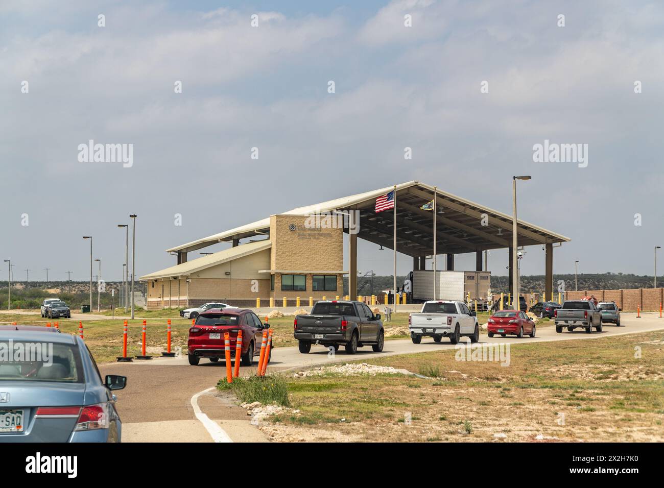 Us customs and border protection hi-res stock photography and images ...