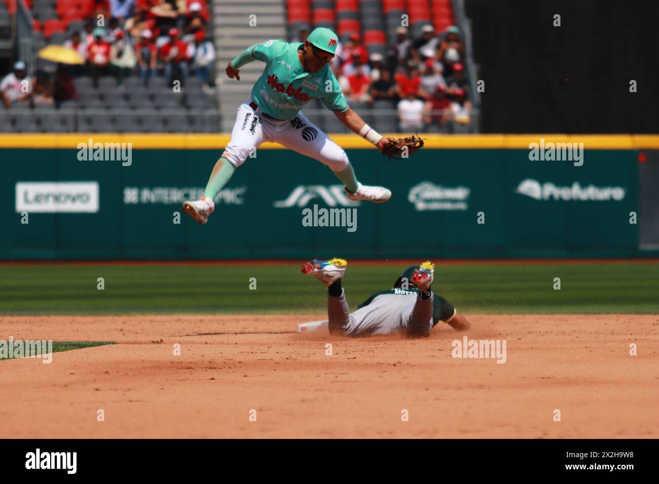 Moises gutierrez hi-res stock photography and images - Alamy