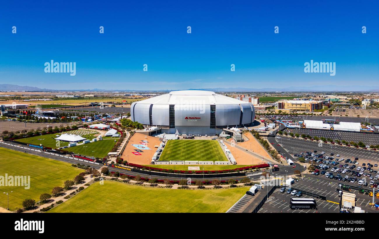 State farm stadium exterior hi-res stock photography and images - Alamy