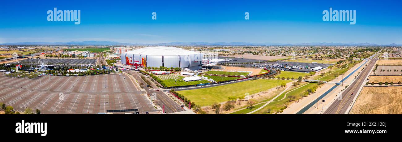 State farm stadium exterior hi-res stock photography and images - Alamy