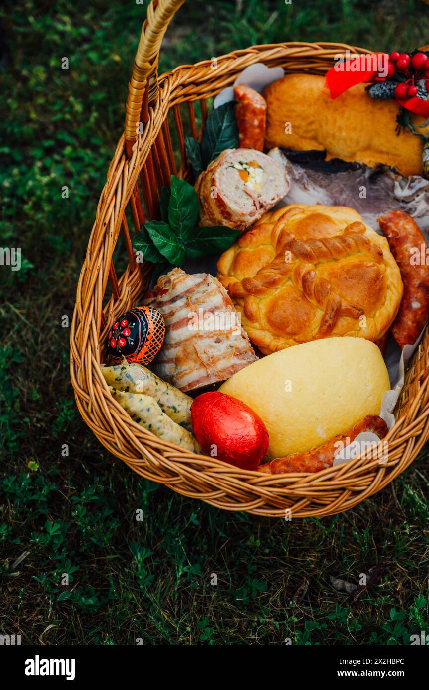 Traditional Hungarian easter basket in the grass Stock Photo - Alamy