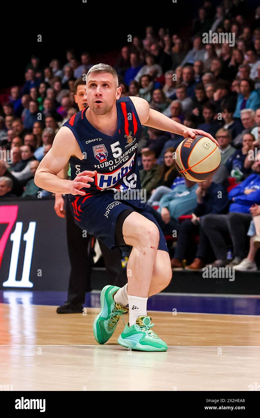 Plaza quentin hi-res stock photography and images - Alamy