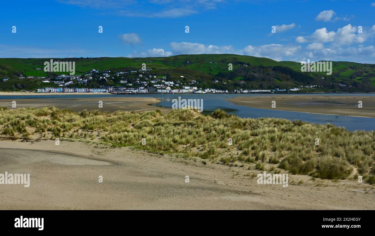 Aberdyfi in the snowdonia national park hi-res stock photography and ...