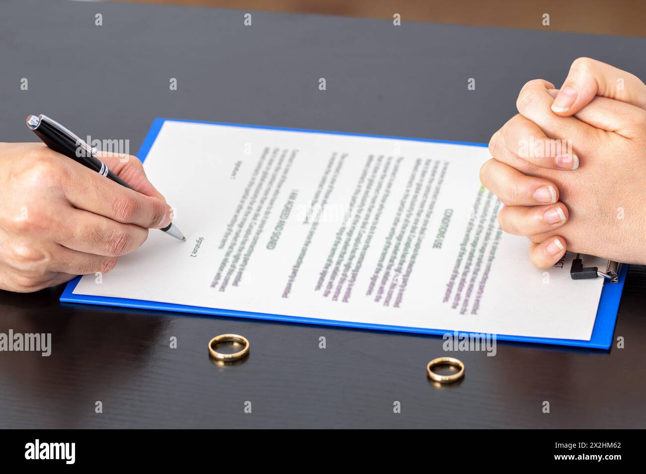 Agreement prepared by lawyer signing decree of divorce or dissolution ...