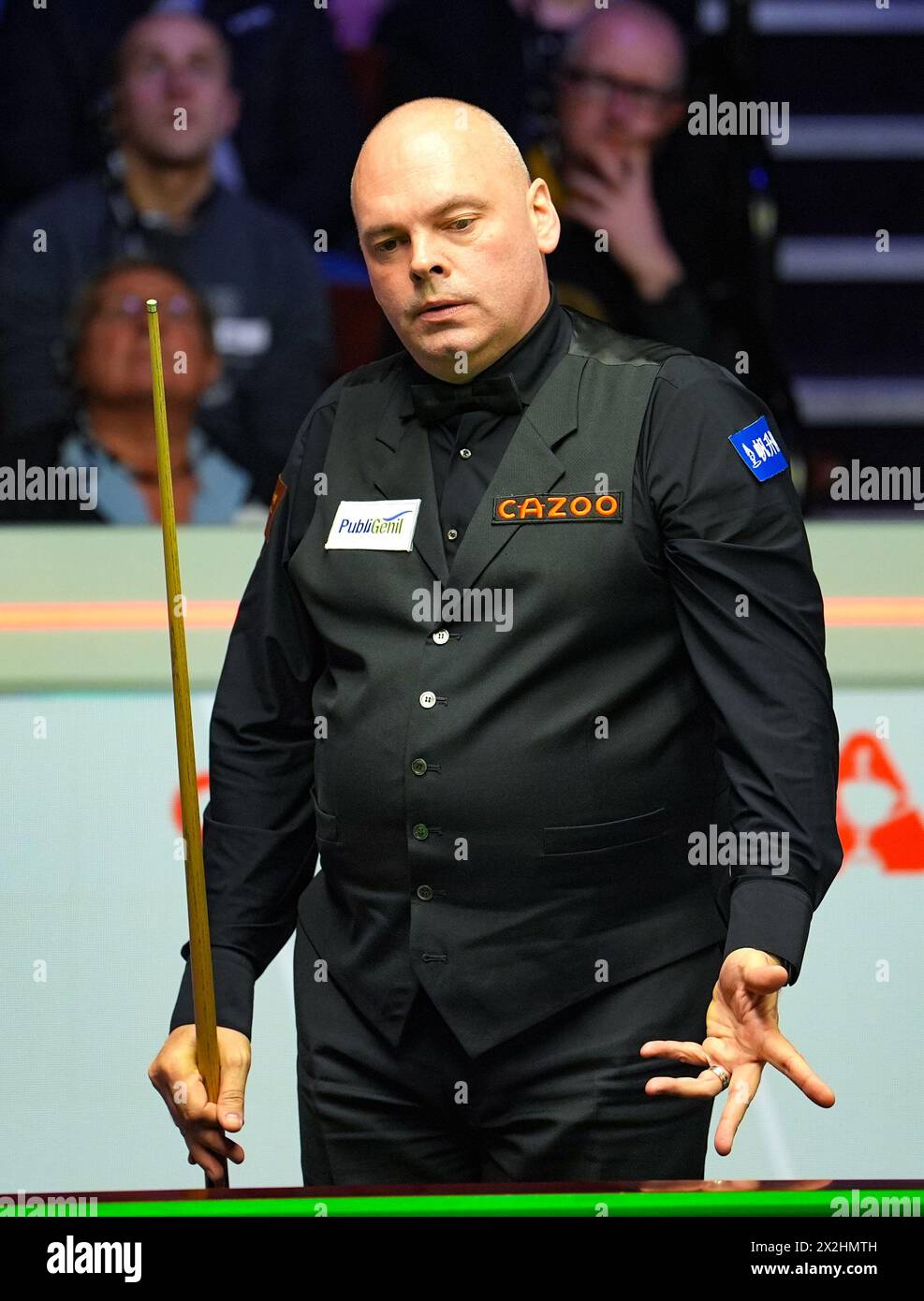 Stuart Bingham in action against Gary Wilson (not pictured) on day ...