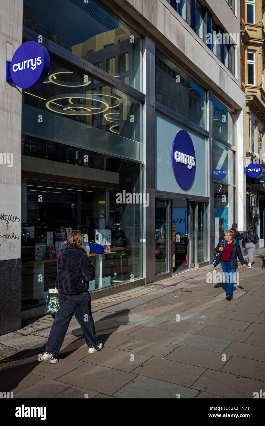Currys oxford st london hi-res stock photography and images - Alamy