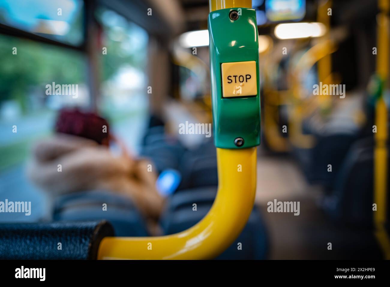 Berlin BVG: Bus,, Stop, Haltewunsch - 22.04.2024 Berlin *** Berlin BVG ...