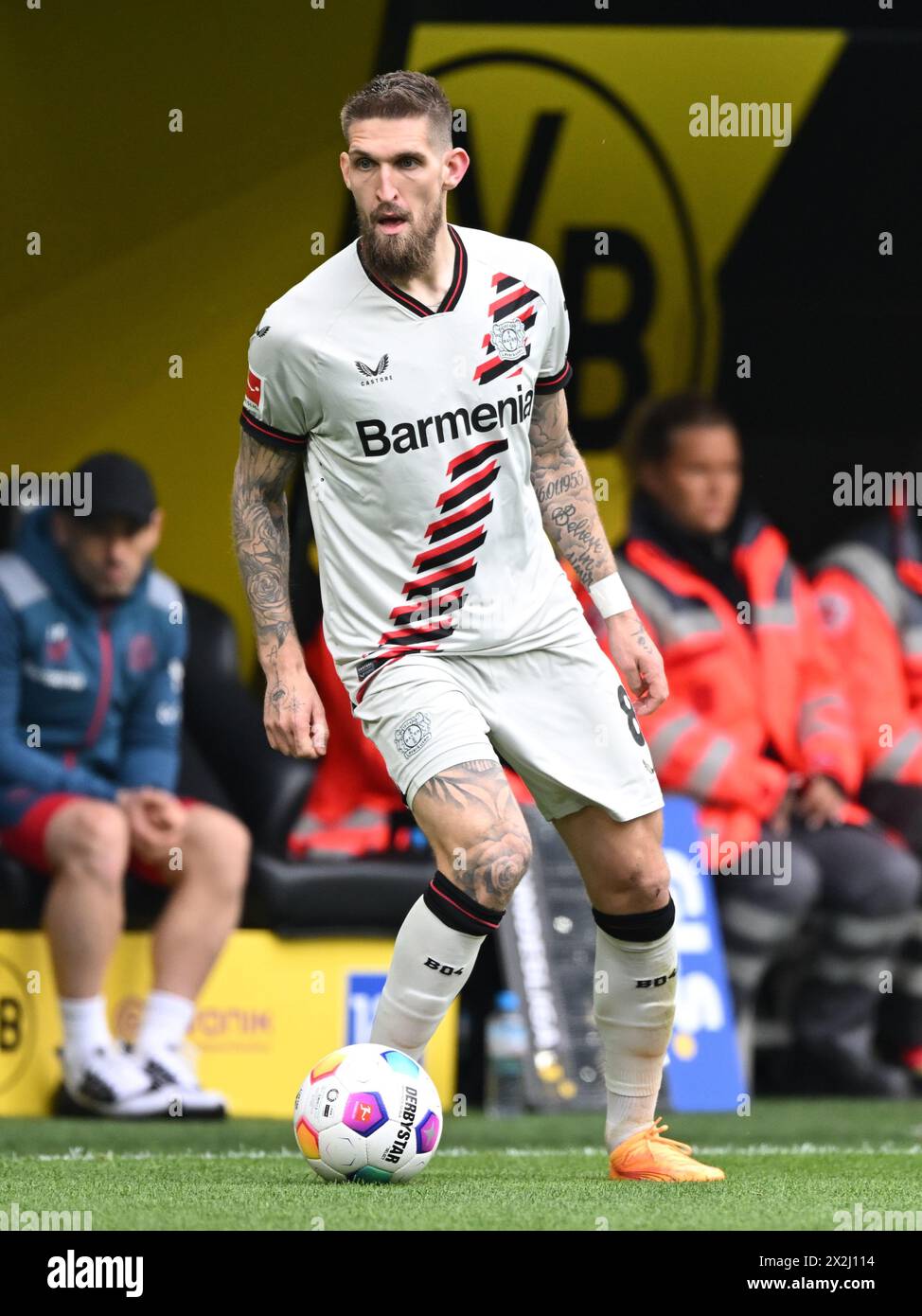 DORTMUND - Robert Andrich of Bayer 04 Leverkusen during the Bundesliga ...