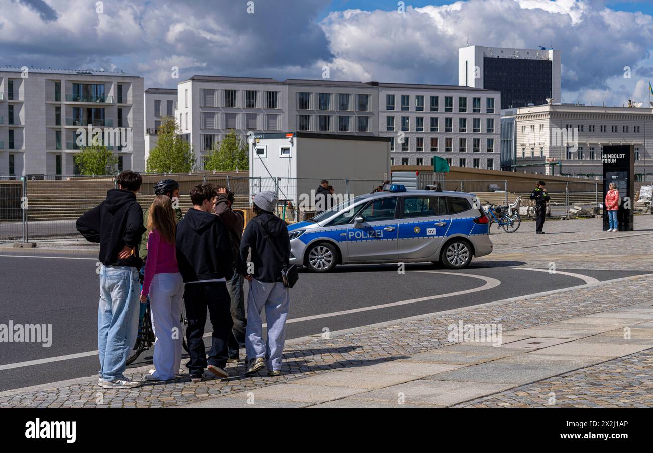 Traffic control, police officers of the motorised traffic squadron ...