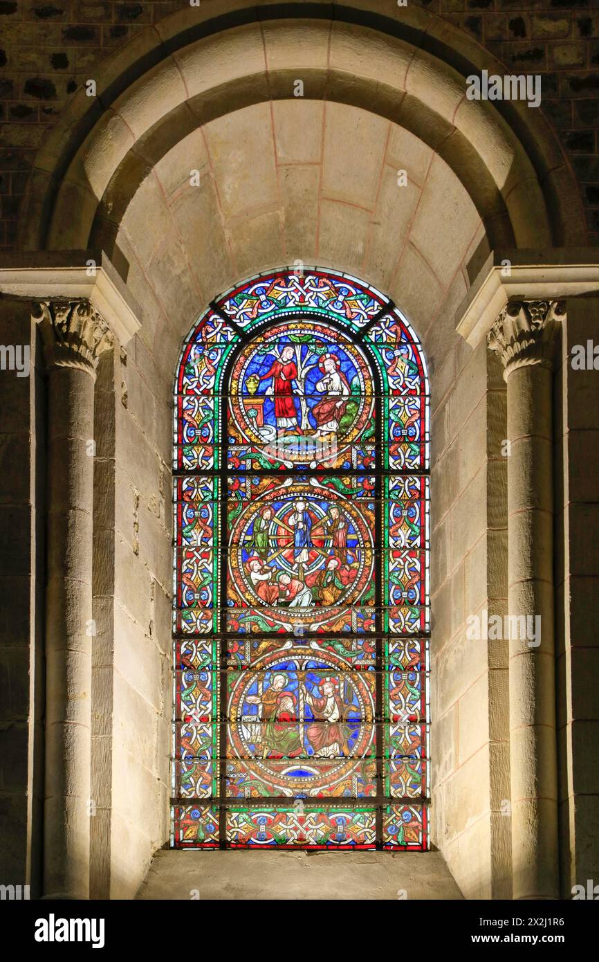 Romanesque middle ages gothic stained glass hi-res stock photography ...