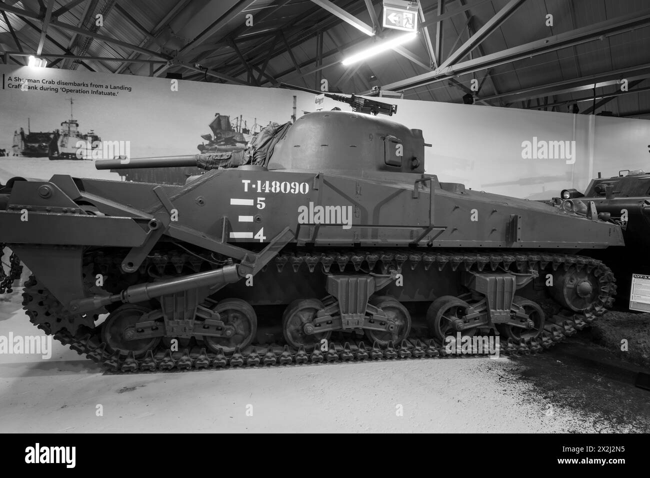 Sherman m4a4 tank Black and White Stock Photos & Images - Alamy