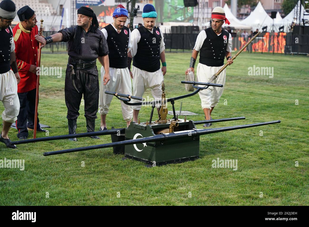 ISTANBUL, TURKIYE - SEPTEMBER 02, 2023: Reanimation of Ottoman Fire ...