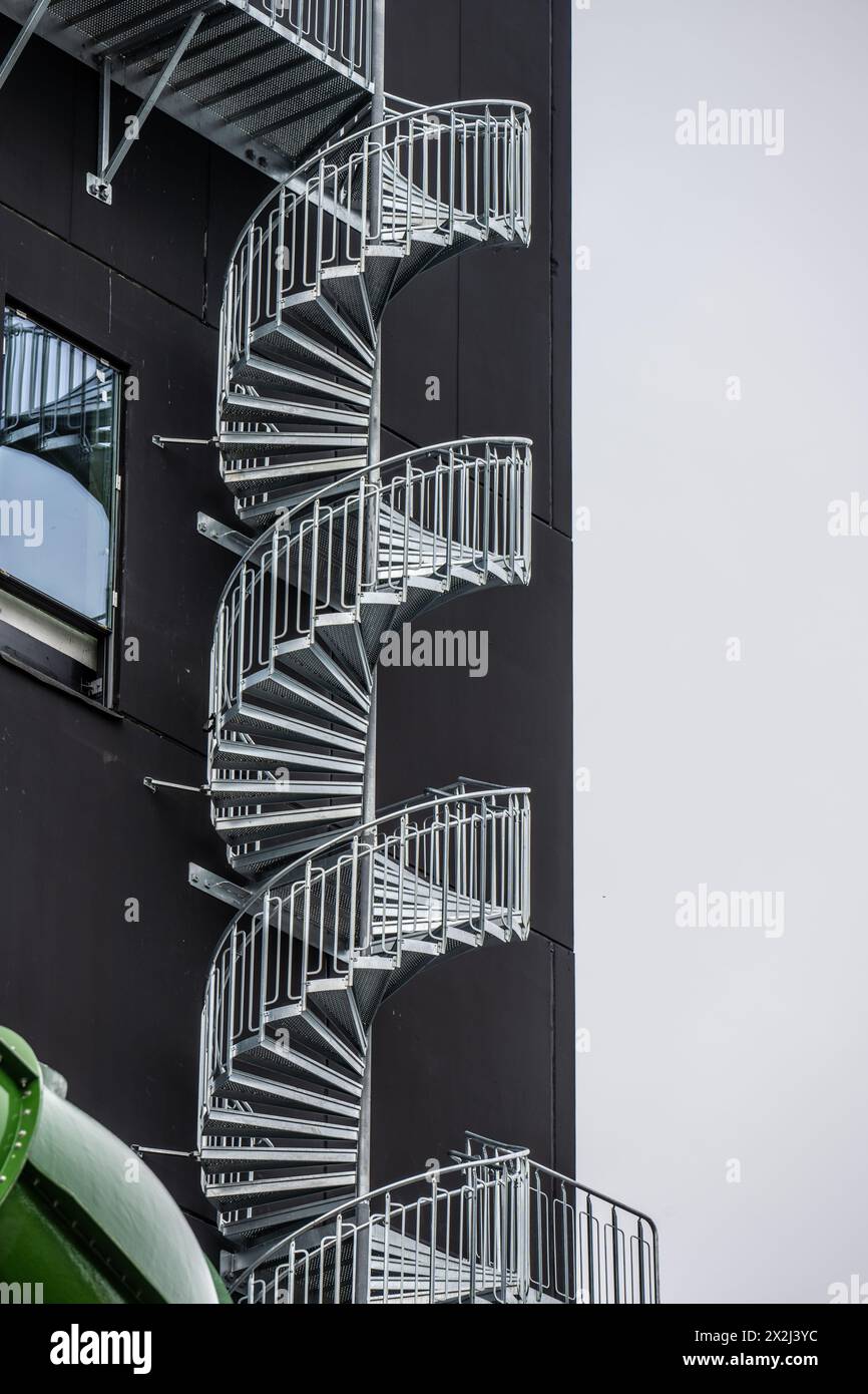 Modern steel staircase tall hi-res stock photography and images - Alamy