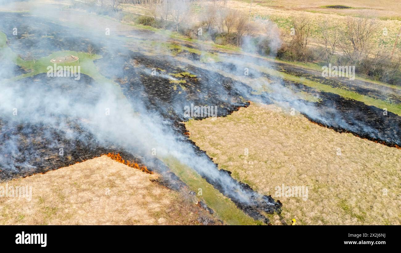 Prairie fire aerial hi-res stock photography and images - Alamy