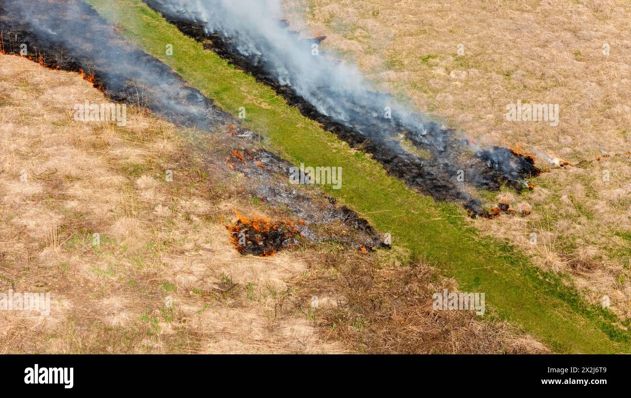 Prairie fire aerial hi-res stock photography and images - Alamy