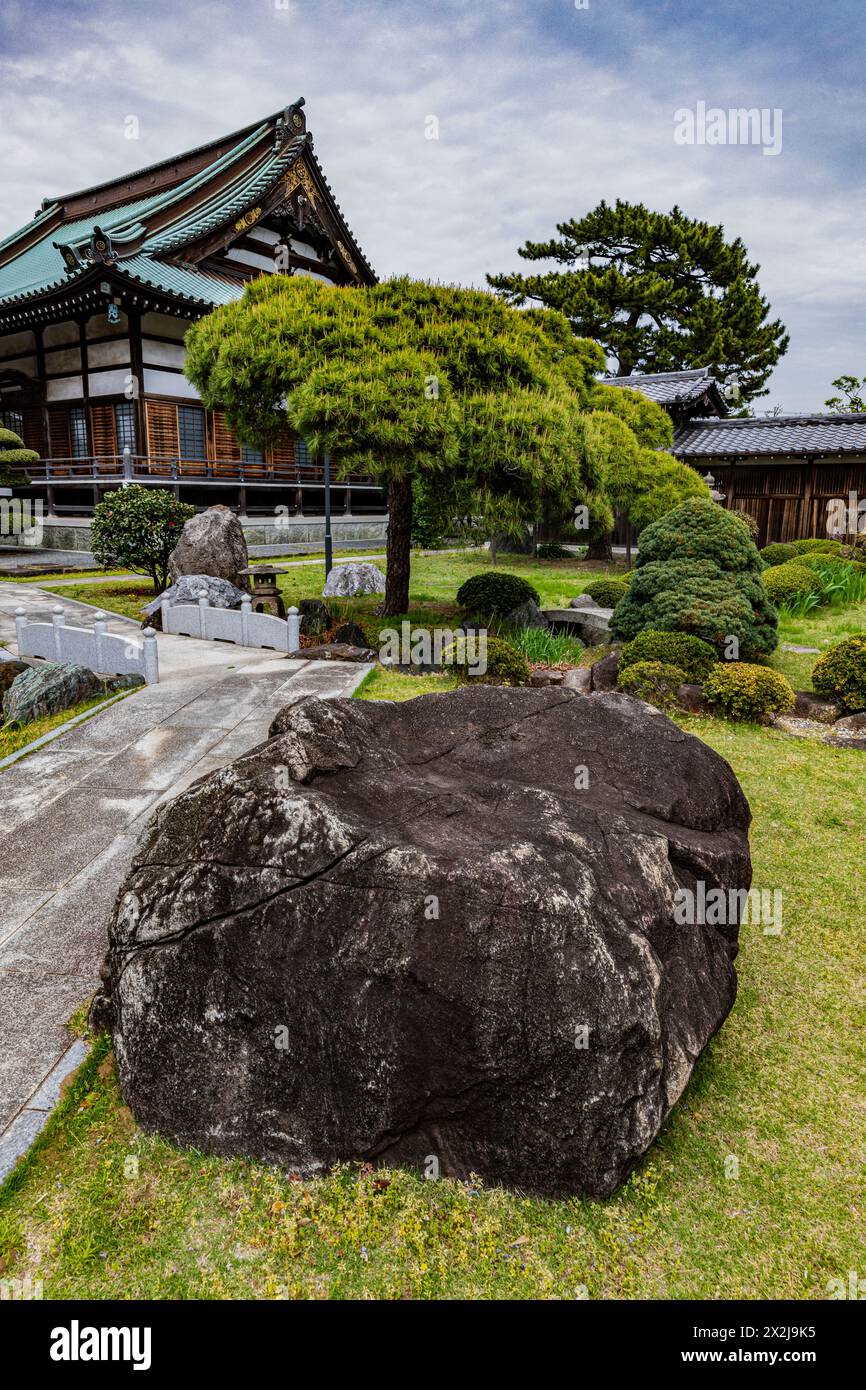 Tokuganji temple garden hi-res stock photography and images - Alamy