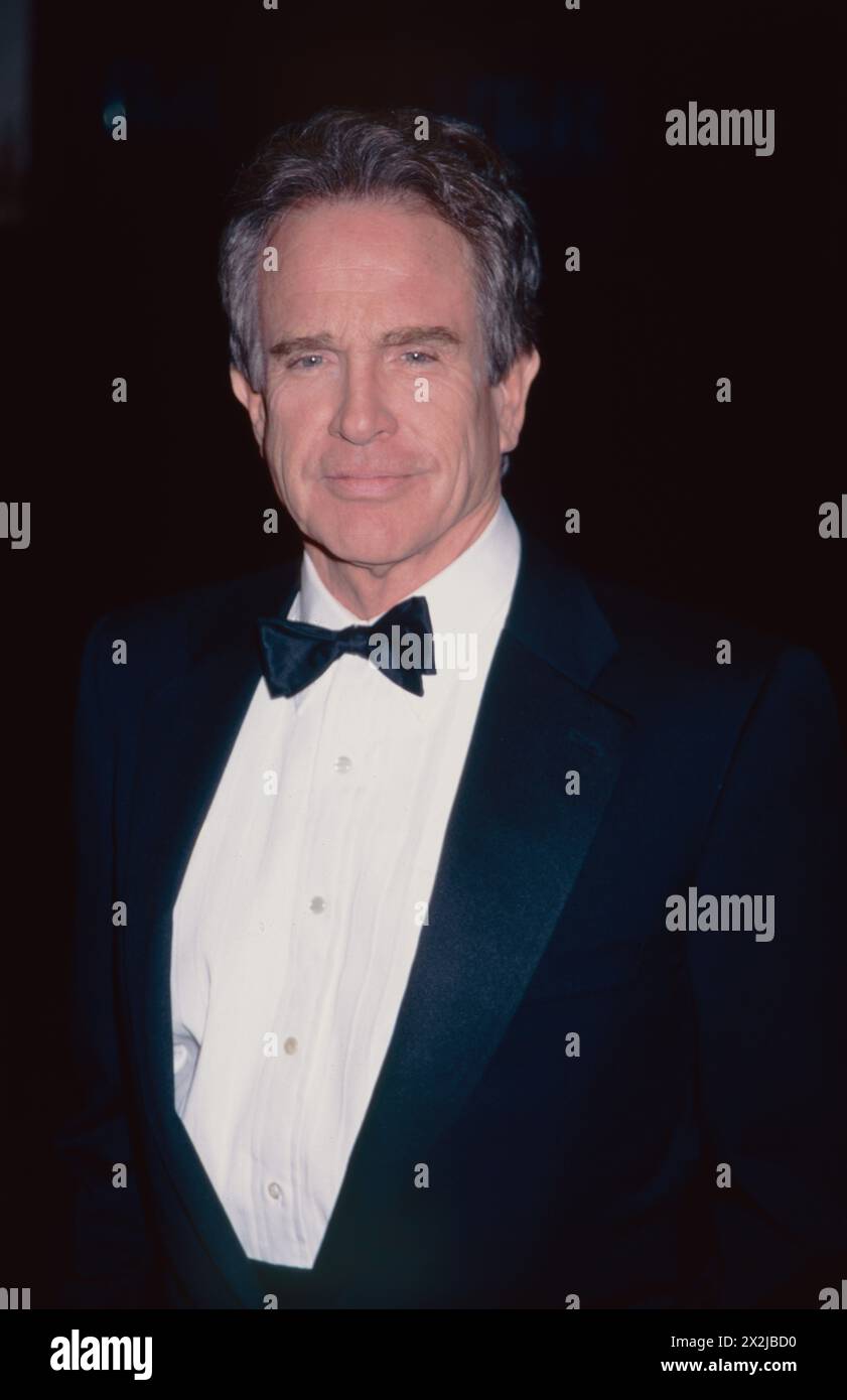 Warren Beatty attends the Museum of Television and Radio's Annual Gala ...