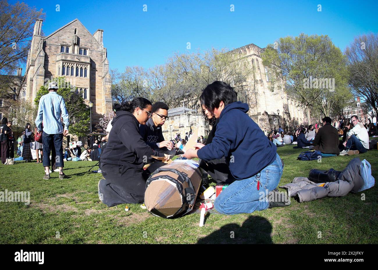 Gaza university 2024 bomb hi-res stock photography and images - Alamy