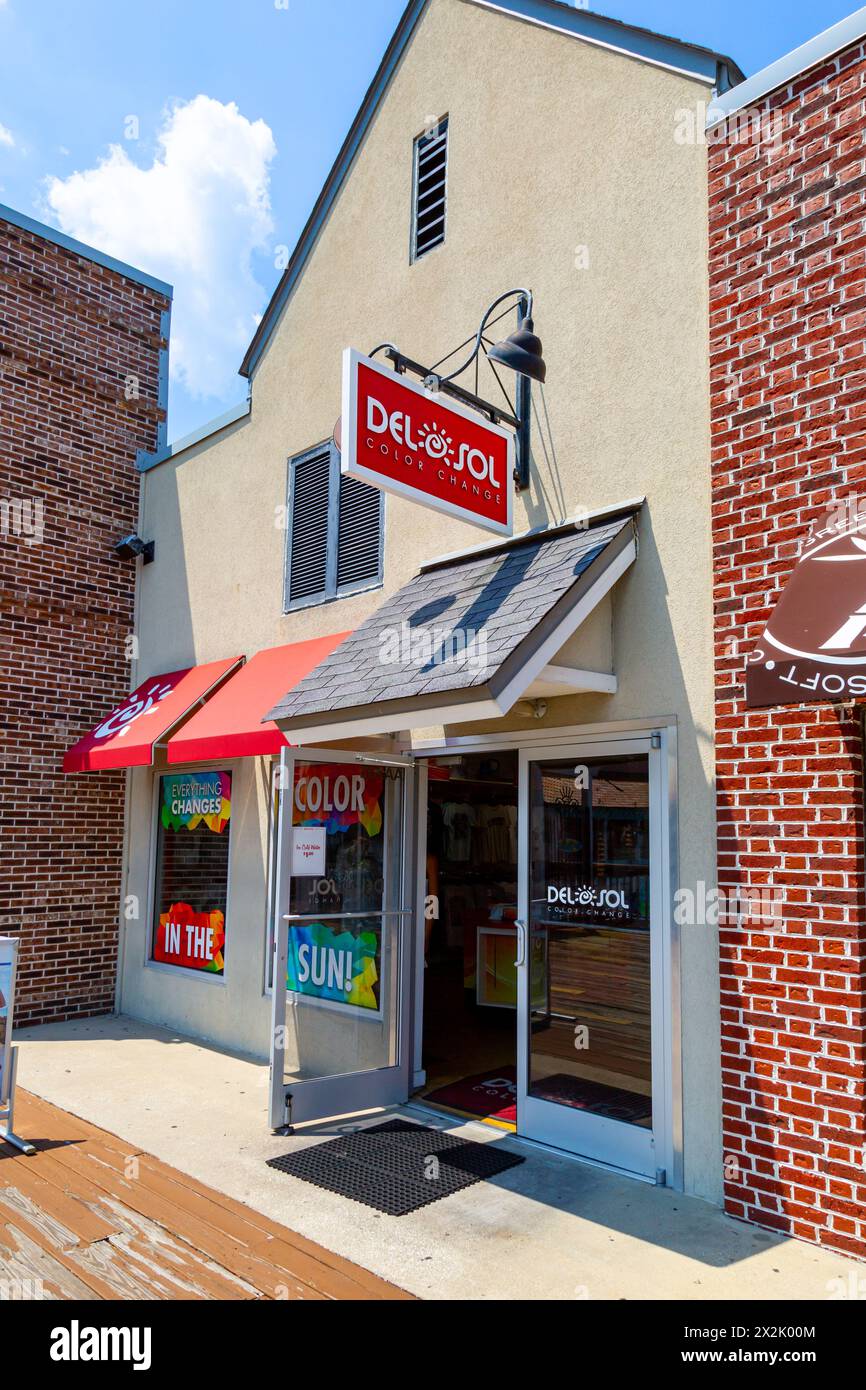 The Del Sol clothing store at Broadway at the Beach in Myrtle Beach ...