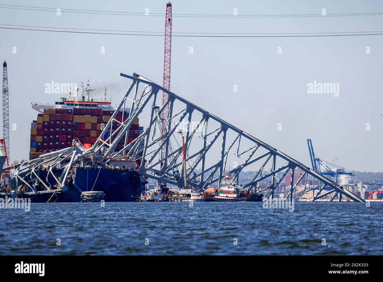 Baltimore, United States. 22nd Apr, 2024. Salvage work continues on the ...