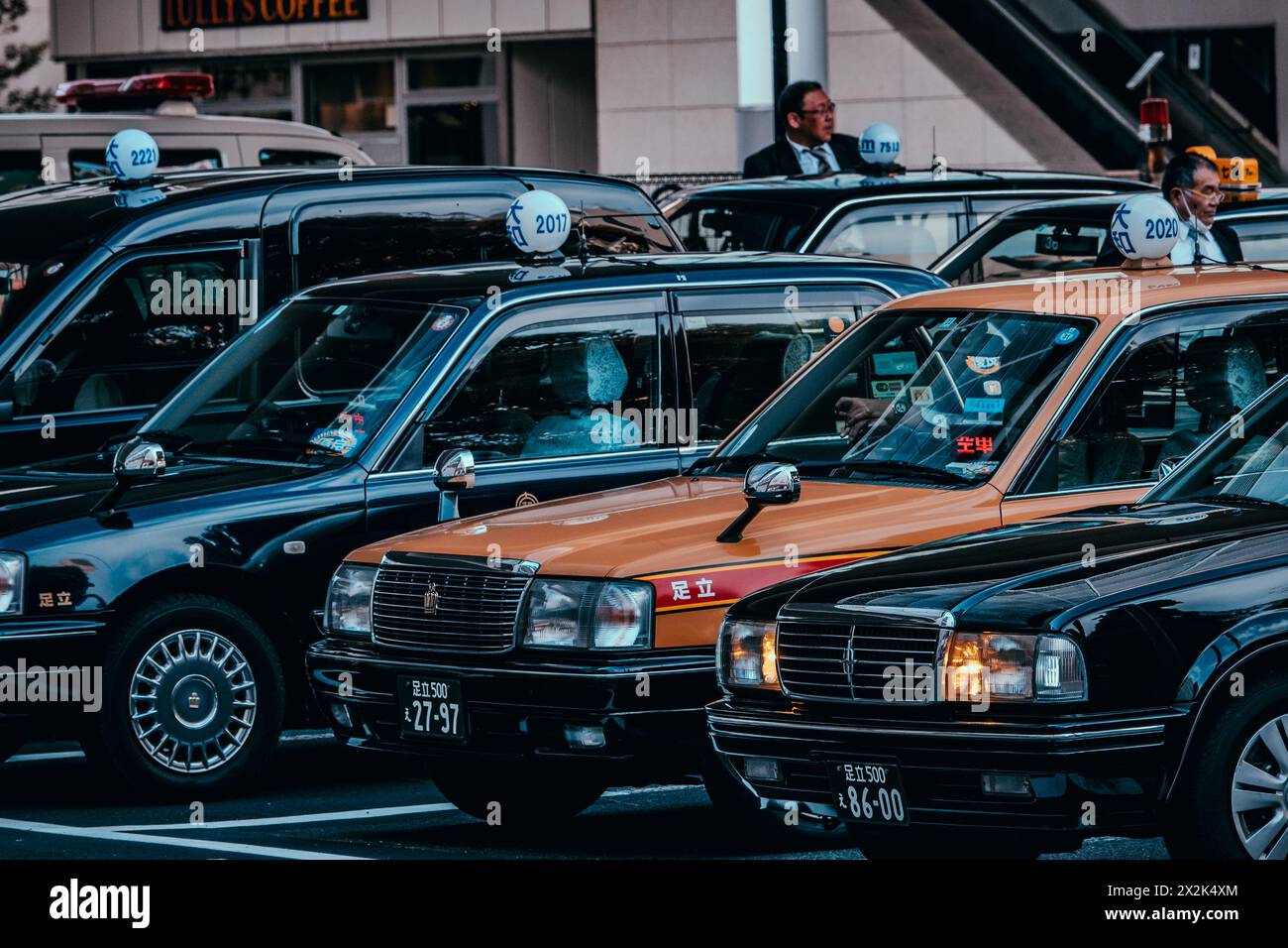Taxi availability hi-res stock photography and images - Alamy