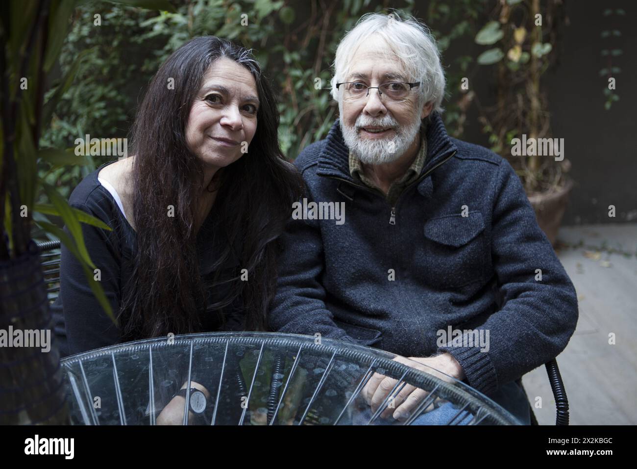 Portrait of Carmen Boullosa and her husband Mike Wallace (historian) at ...