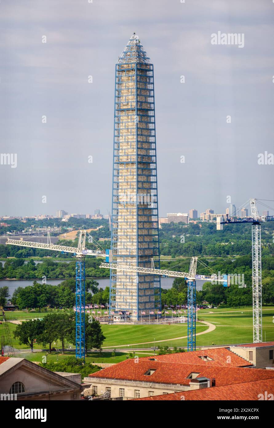 The Washington Monument Undergoing Repairs Stock Photo - Alamy
