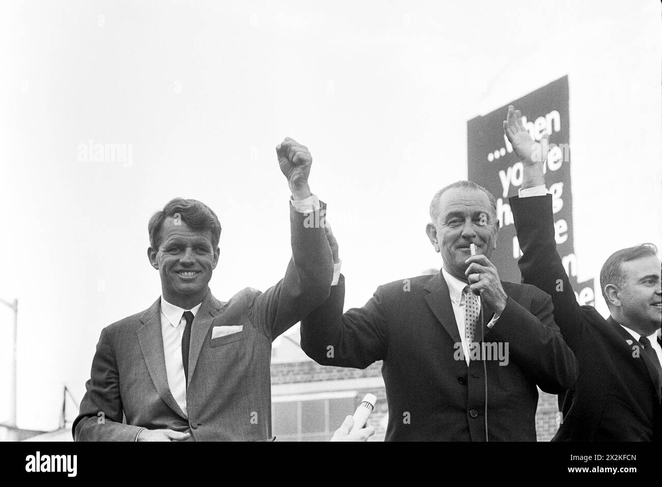 Lyndon B Johnson and RFK (Bobby Kennedy) campaign 1964 Stock Photo - Alamy
