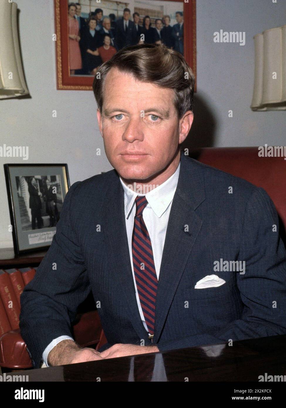 Robert f kennedy 1965 hi-res stock photography and images - Alamy