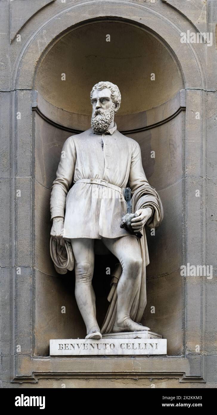 FLORENCE, ITALY-May 30,2023: Statue of Benvenuto Cellini in the niches ...