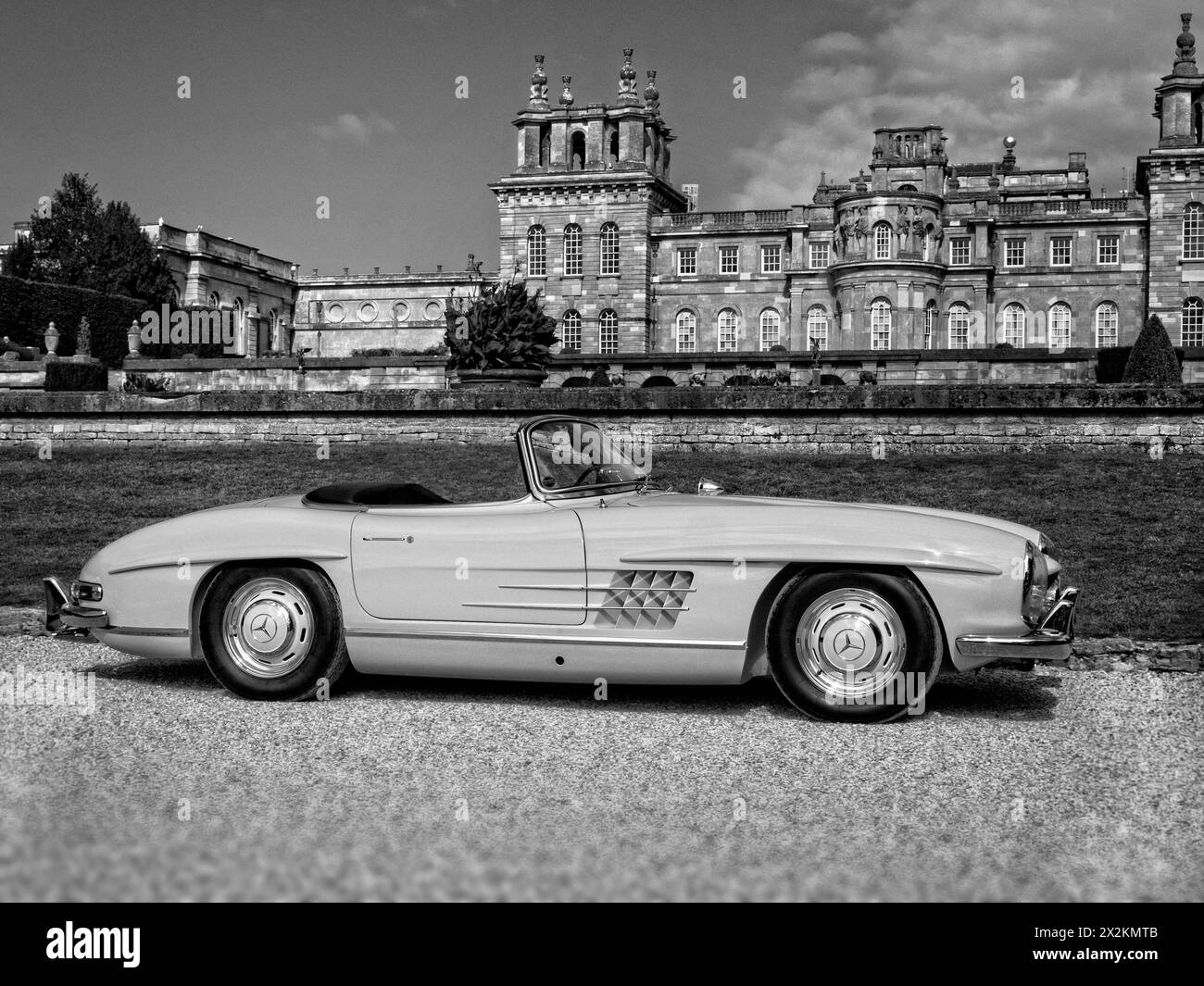 1958 Mercedes-Benz 300SL Roadster at Salon Prive Blenheim Palace 2019 ...