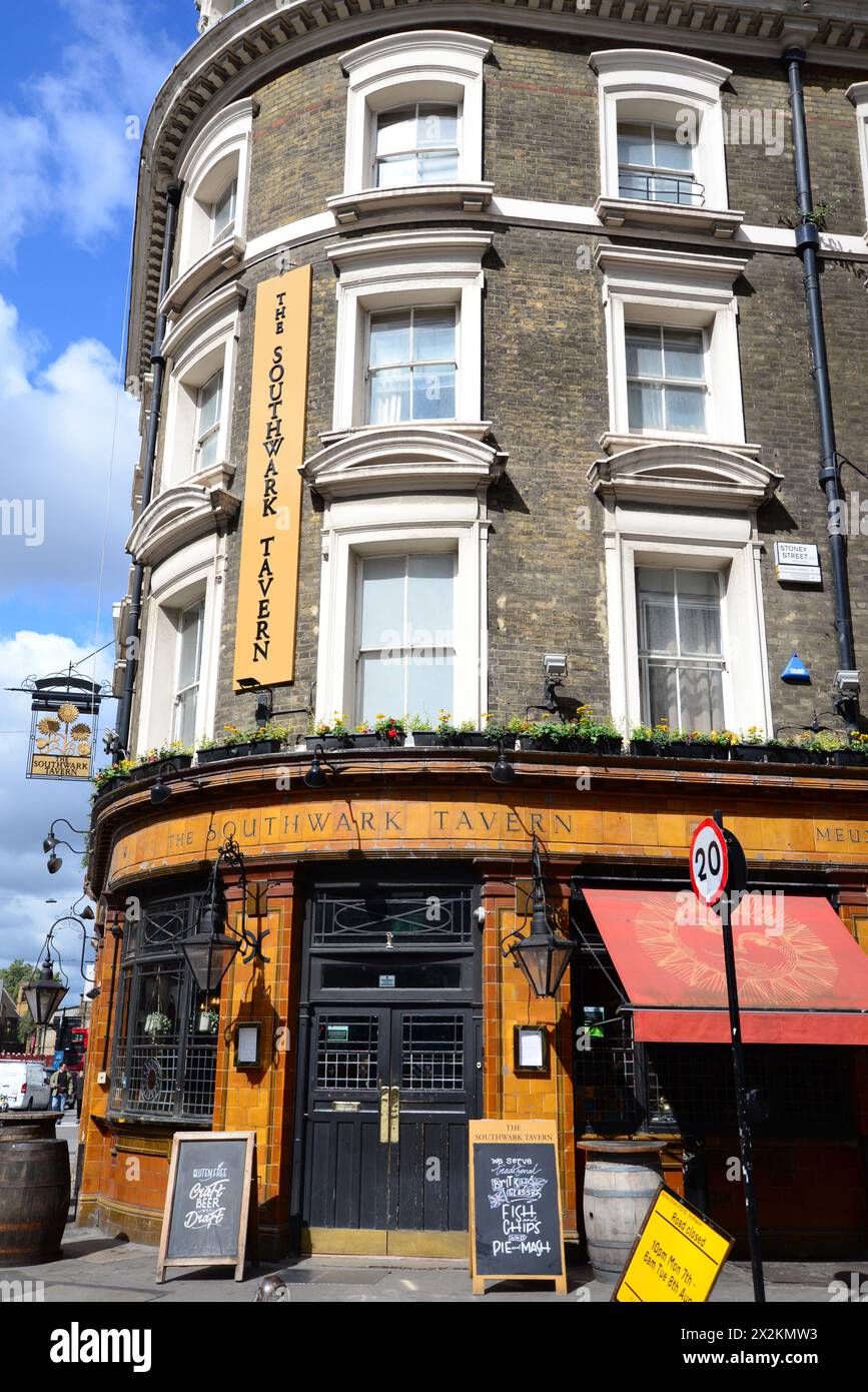 The Southwark Tavern Pub, Borough Market, London Stock Photo - Alamy