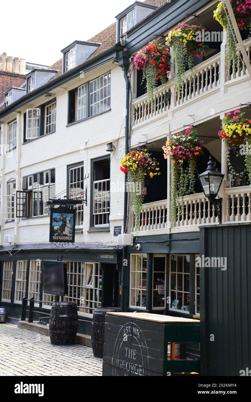 The George Pub, Borough High Street, London Stock Photo - Alamy