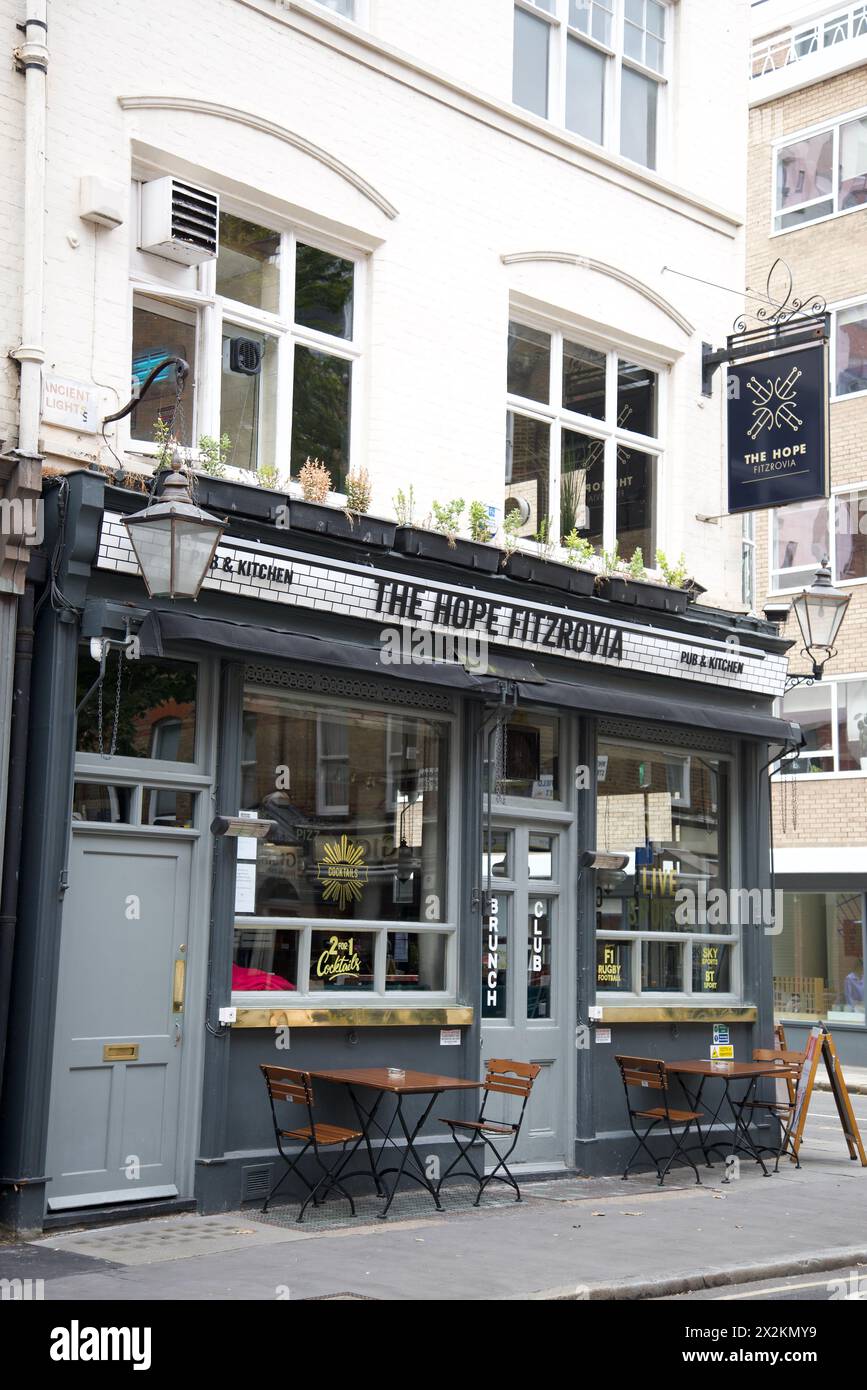 The Hope Pub, Fitzrovia, London Stock Photo - Alamy