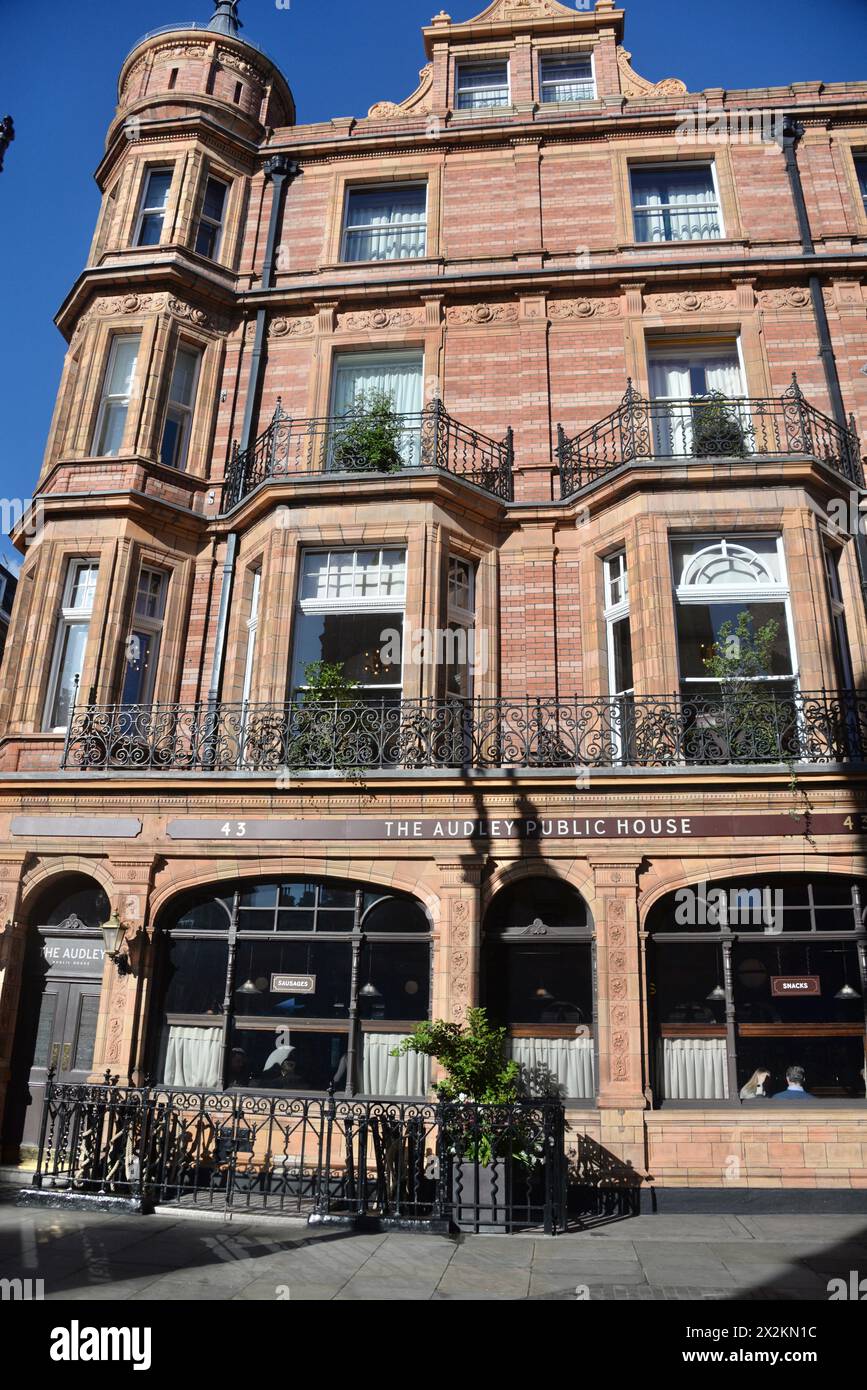 Audley pub london hi-res stock photography and images - Alamy