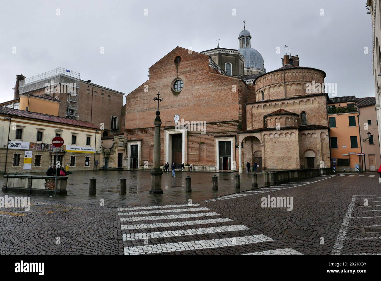 PADUA, ITALY- MARCH 2, 2024: people in front of the Basilica Cathedral ...