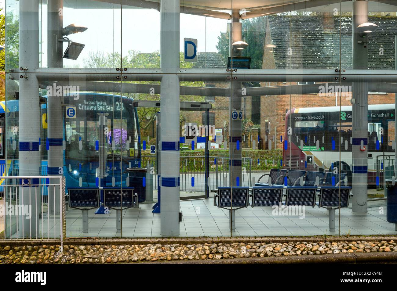 Worthing buses hi-res stock photography and images - Alamy