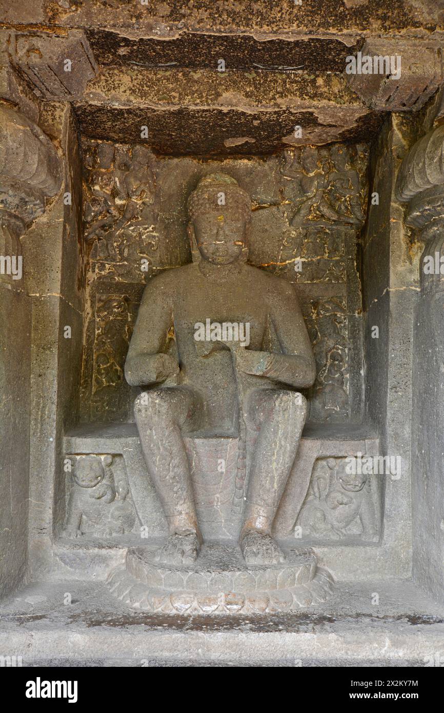Ellora Caves : Buddhist Cave No 9 Closer View: The central bhadrasana ...